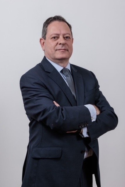 Simon Naudi addresses financial intermediaries | Corinthia Group ...